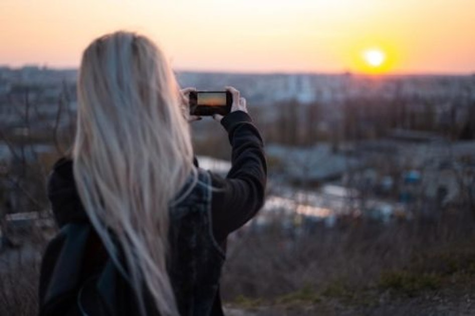 How Good is the iPhone 12 Camera? | WhistleOut