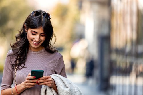 The 5 Best Prepaid Phone Plans for 2022 Starting at $8/month | WhistleOut