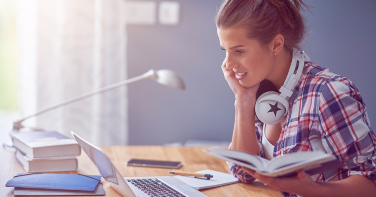 How Students Can Get Free or Discounted Internet | WhistleOut