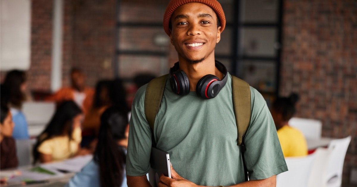 Get Free Apple Accessories for School: Cheap iPhones and Free iPads ...