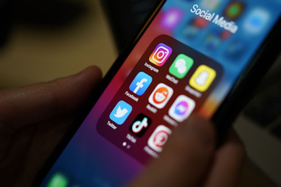 How to Add and Edit Widgets on Your iPhone | WhistleOut