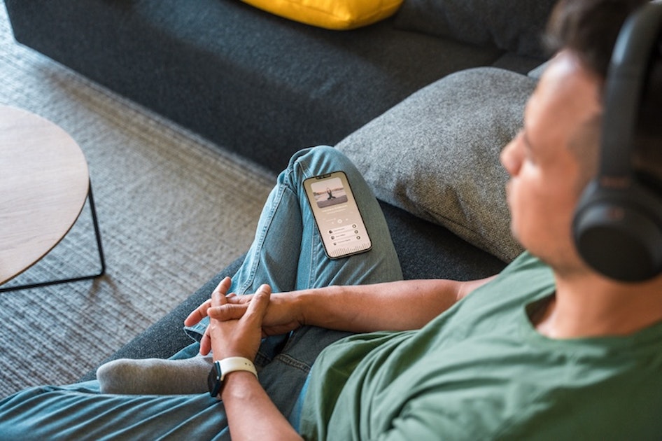Best Mental Health Apps to Help You During the Holidays | WhistleOut